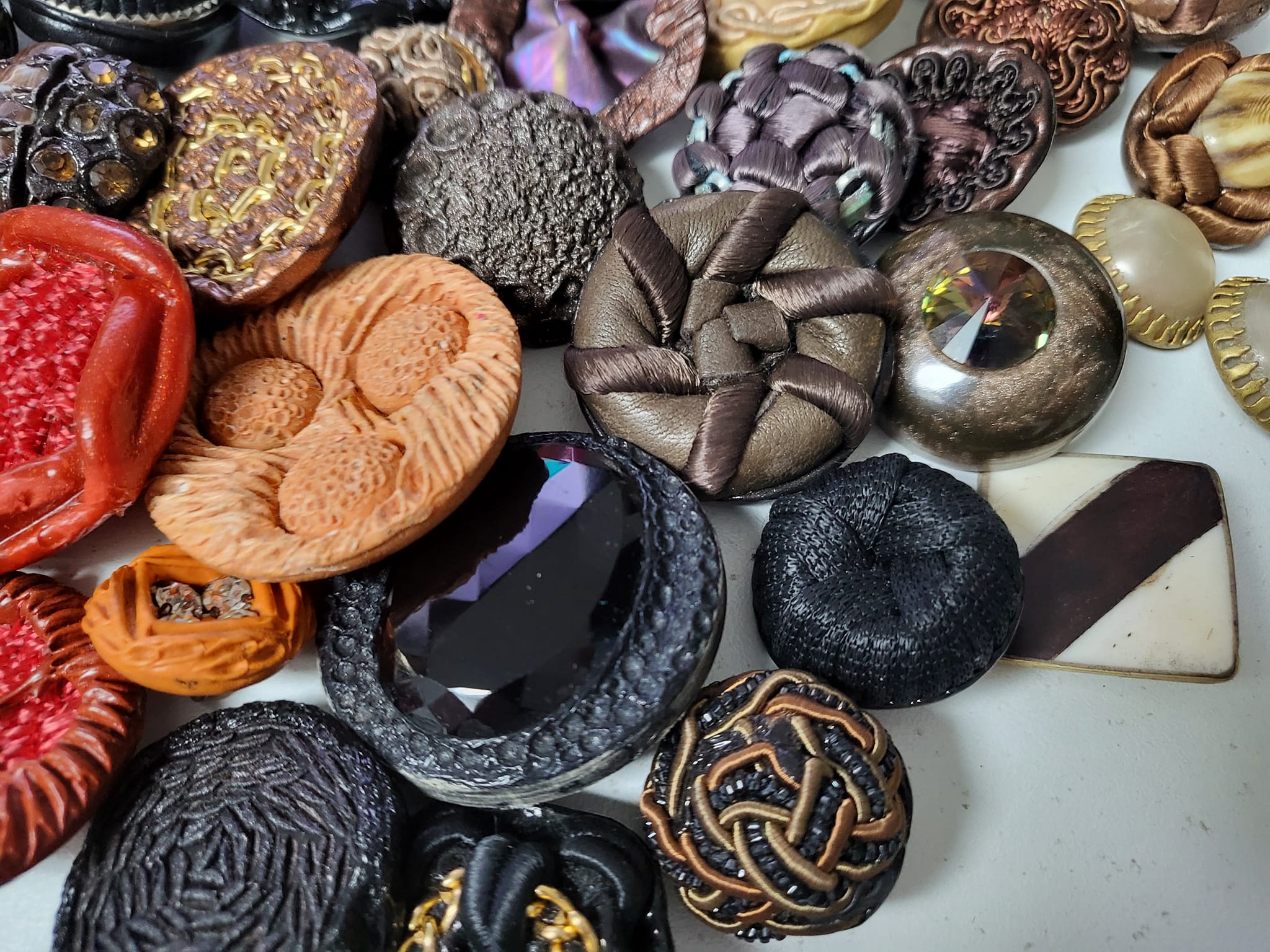 Boutons par matière – emabutton